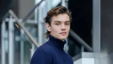 Louis Partridge Biography, Age ,Net Worth, Wiki, Real Name, Children ...