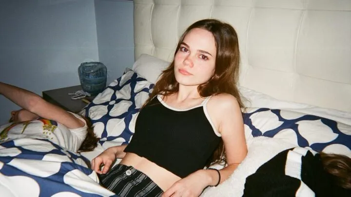 Oona Laurence Biography, Age ,Net Worth, Wiki, Real Name, Children ...